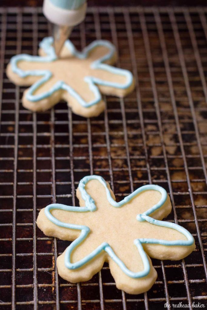 Snowflake Cookies Tutorial by The Redhead Baker