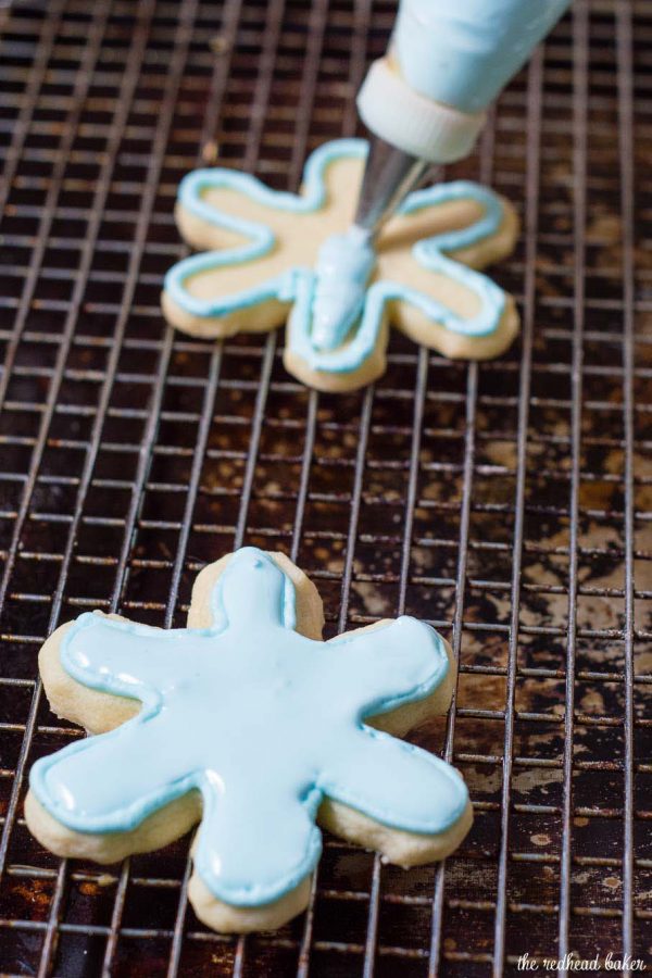 Snowflake Cookies Tutorial by The Redhead Baker