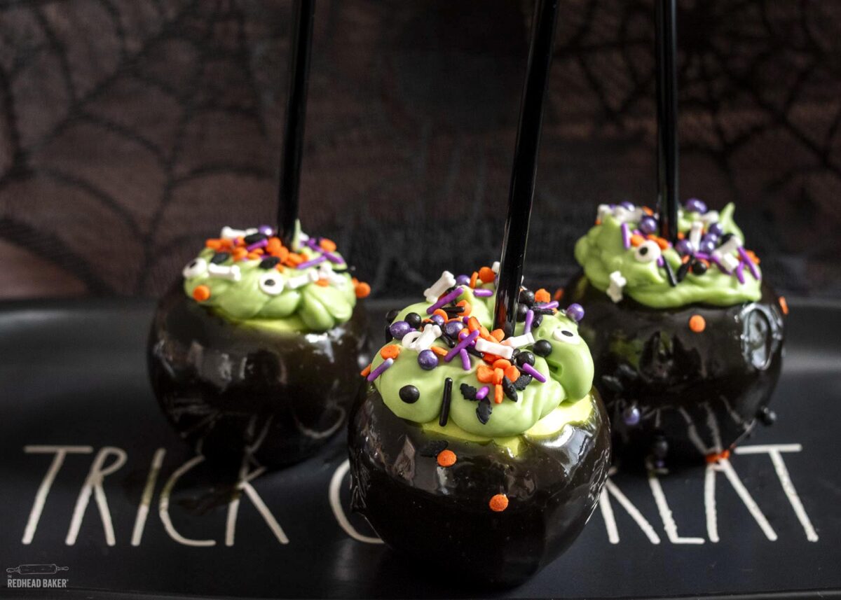 Bubbling Cauldron Caramel Apples #HalloweenTreatsWeek — The Redhead Baker